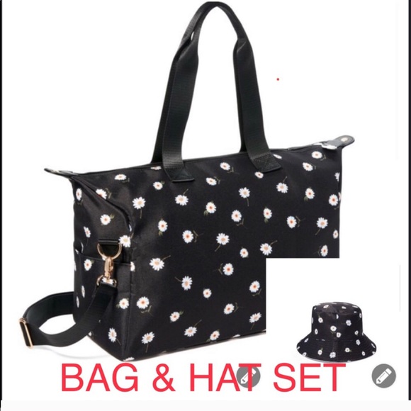 Alice + Olivia | Accessories | Alice Olivia Daisy Duffel Bag Bucket Hat ...